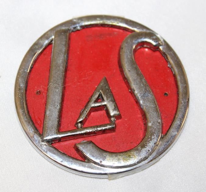 1933 1935 Cadillac Lasalle Motor Car Co Radiator Emblem Badge