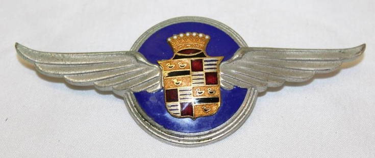 1930 1931 Cadillac Motor Car Co V12 Radiator Emblem Badge