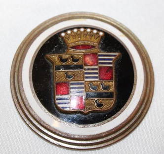 1930 1931 Cadillac Motor Car Co V8 Radiator Emblem Badge