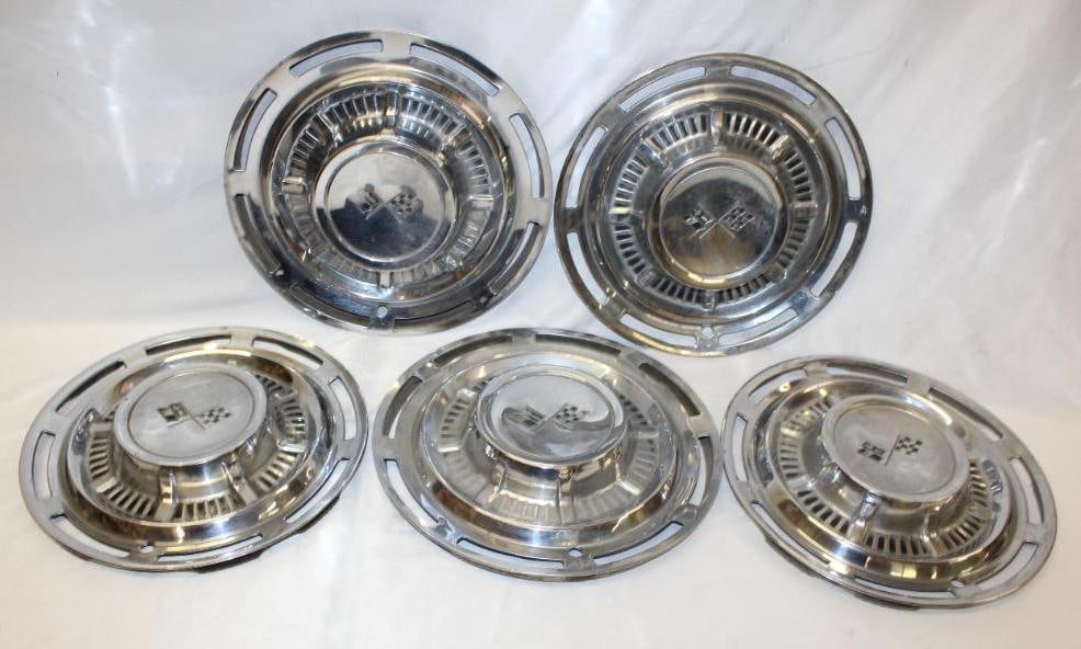 Set Of 5 1959 Chevrolet Corvette Hubcaps Auction