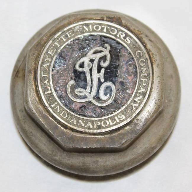 Nash Lafayette Threaded Hubcap Auction