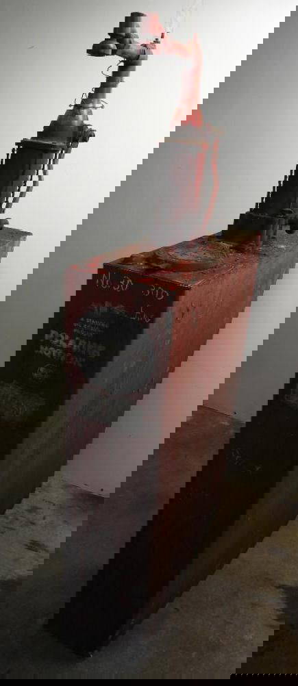 Standard Oil Lubester (red, Large) Auction