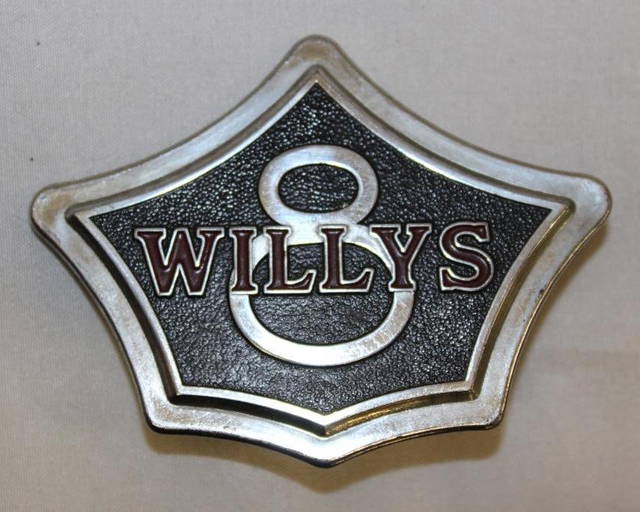 1932 1933 Willys 8 Emblem Badge