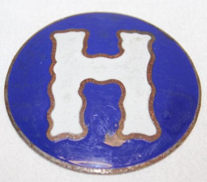 1916-1917 Hupmobile Radiator Emblem Badge Auction