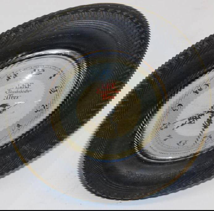 Lee Tires Advertising Clock Auction