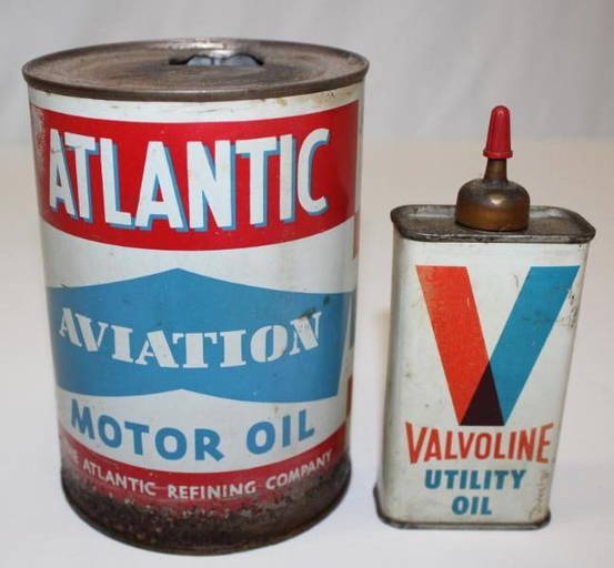 Atlantic Aviation One Quart Oil Can And Valvoline Oiler Can