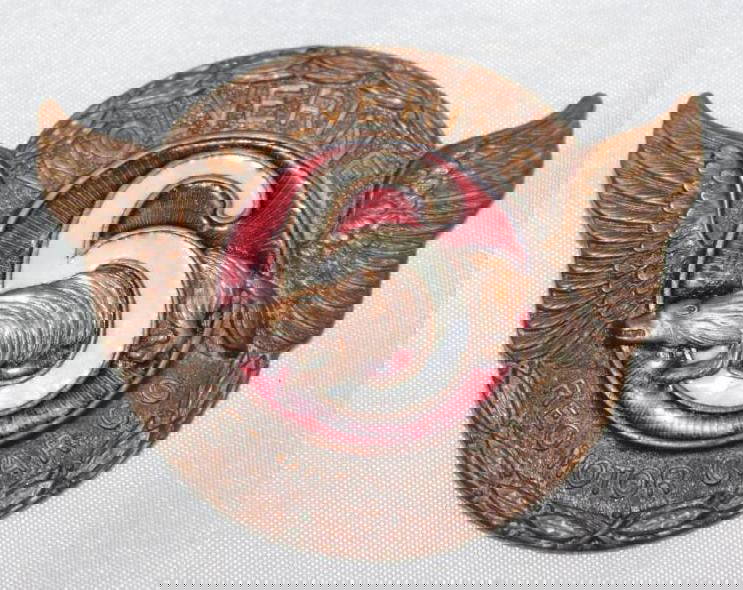 1928 Reo Wolverine 6 Radiator Emblem Badge Auction