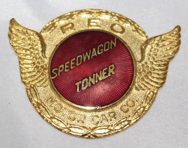 1927-1929 Reo Speed-wagon Tonner Truck Radiator Emblem Badge Auction