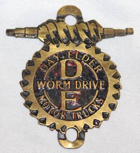 1918-1937 Day-elder Truck Worm Drive Emblem Badge Auction