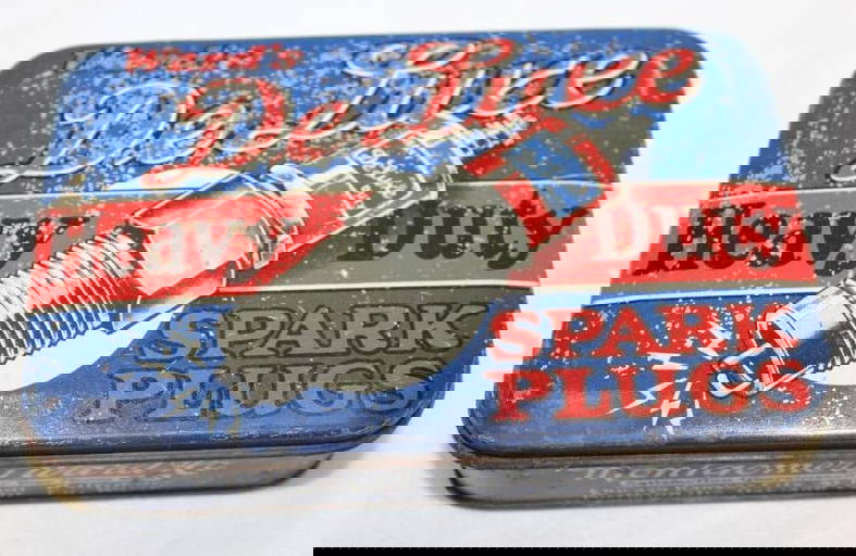 Wards Deluxe Heavy Duty Spark Plug Advertising Tin Display Box