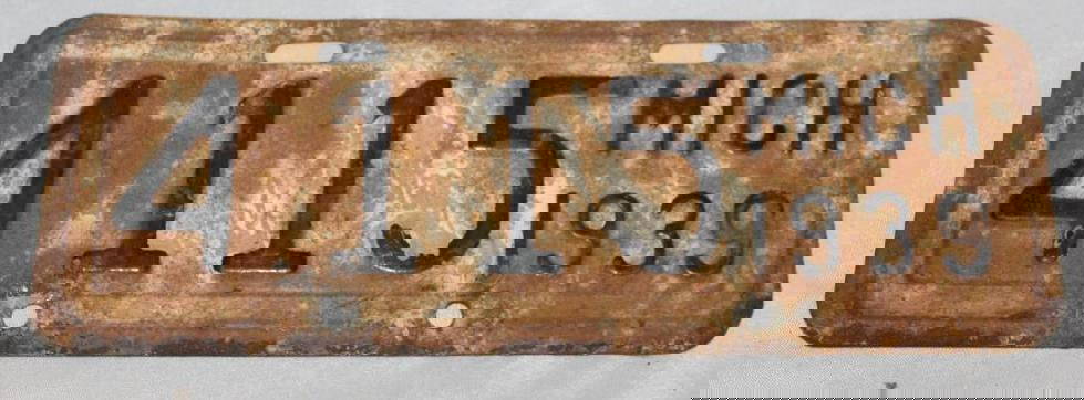 1939 Michigan Motorcycle License Plate Auction