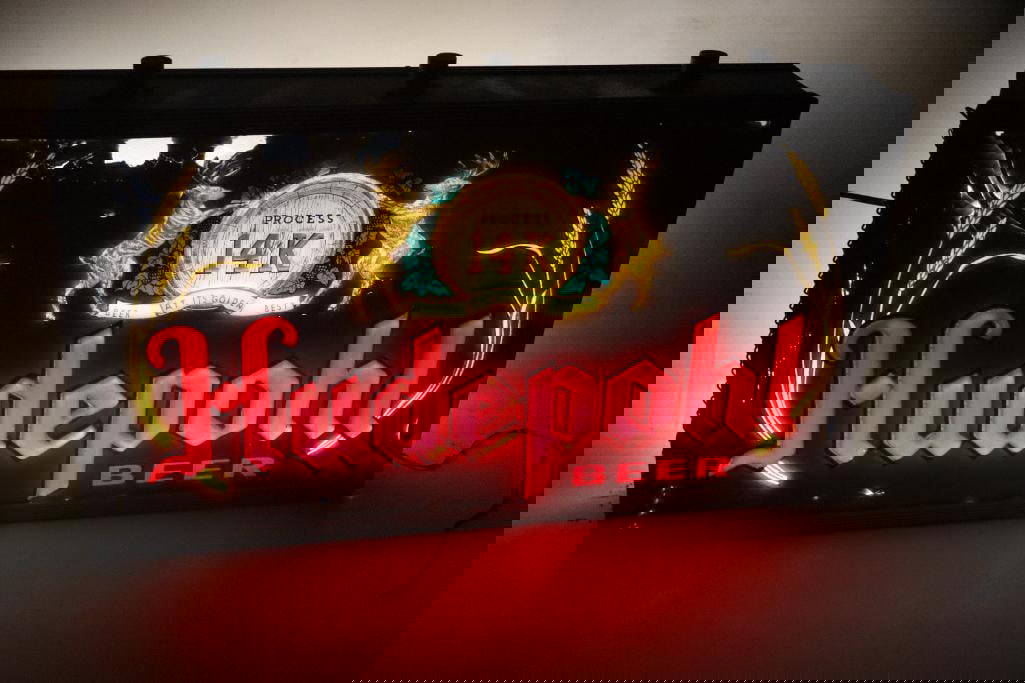 Hudepohl Double Sided Light Up Beer Advertising Sign Auction