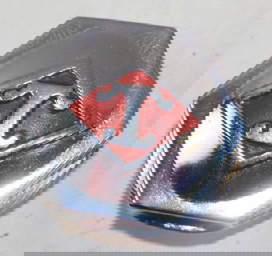 Diamond T Truck Threaded Automobile Hubcap