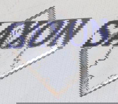 1915 - 1917 Saxon Radiator Emblem Badge Auction