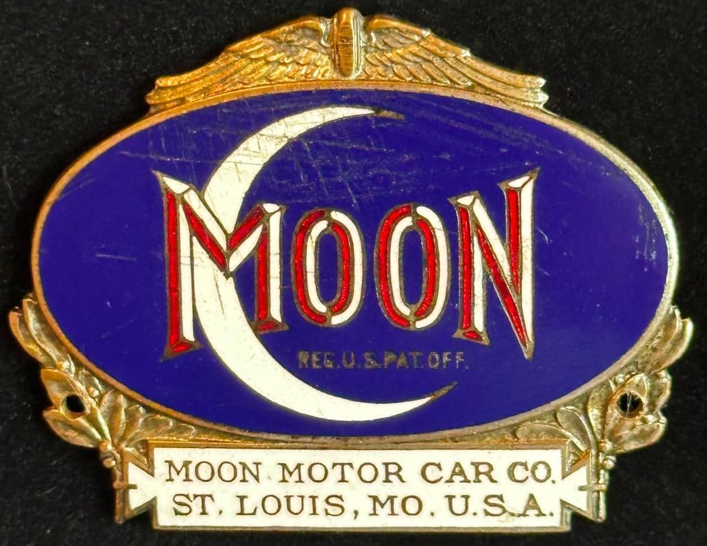 1918-1919 Moon Radiator Emblem Auction