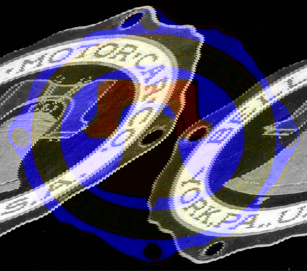 Bell Radiator Emblem Auction