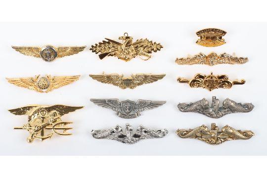 Grouping of American Naval Aircrew and Submarine Badges (#0303) on Oct ...