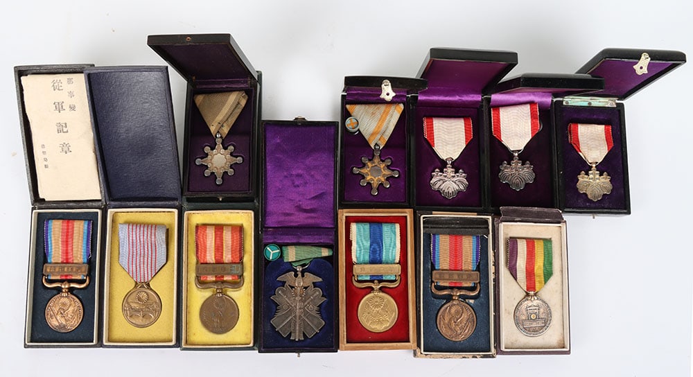 Collection Of Ww1 And Ww2 Japanese Medals Auction
