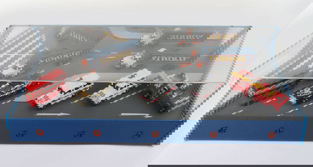 Scarce Corgi Corgitronics Shop Display Unit Auction