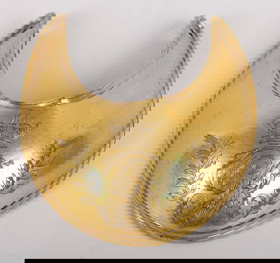 Attributed Universal Pattern Georgian Infantry Officers Gorget