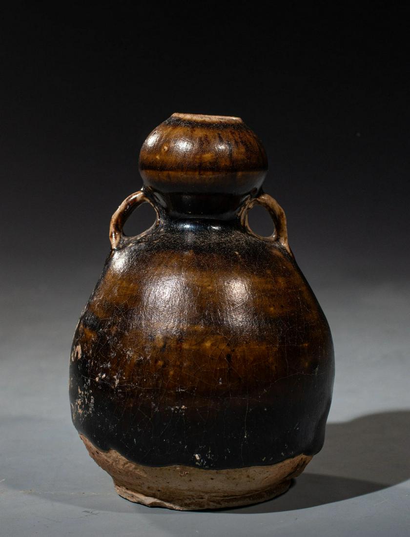 Chinese Tang Dynasty Gongxian Ware Sauce Glazed Gourd Bottle
