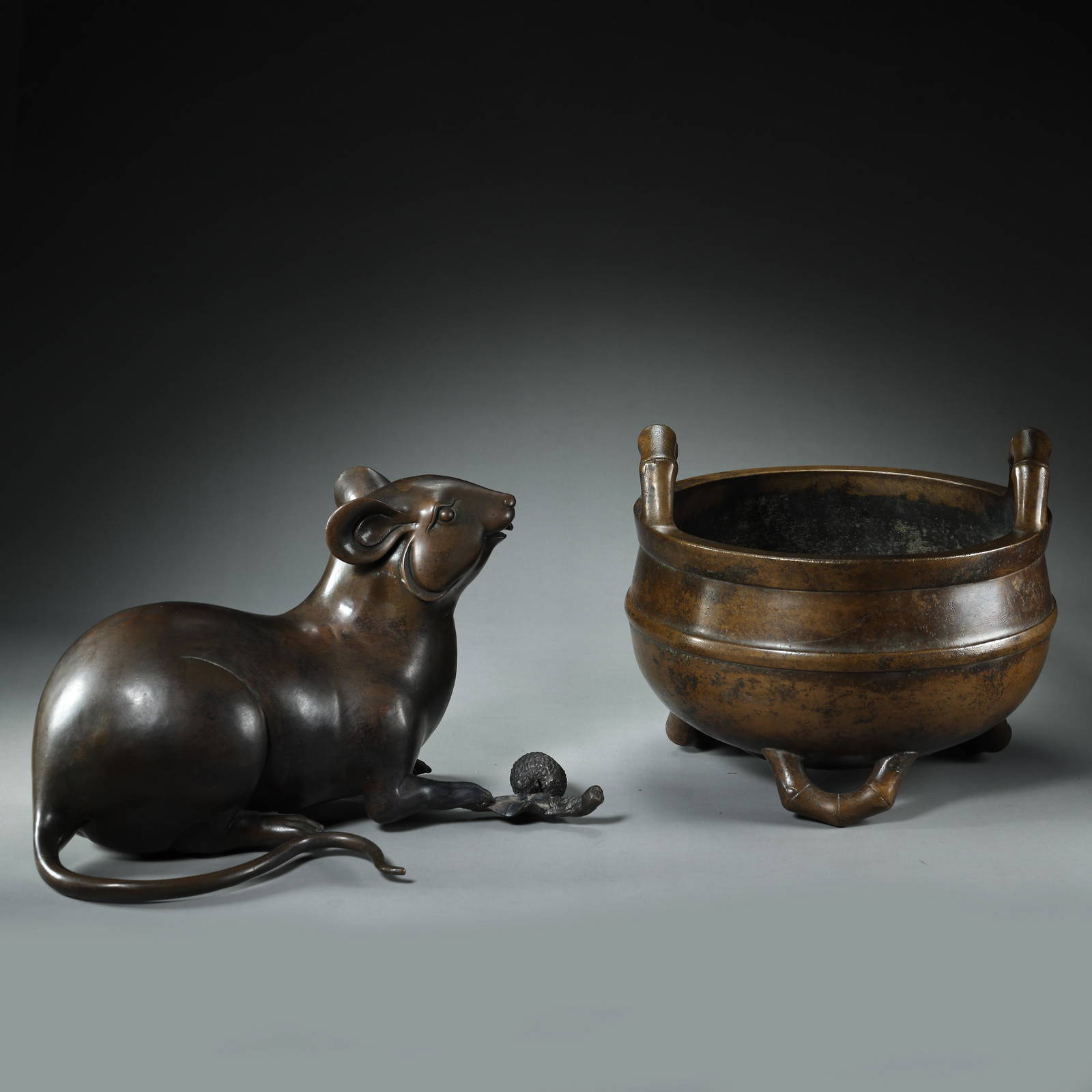 A Group Of Ming Dynasty Copper Furnaces And Copper Rats Auction