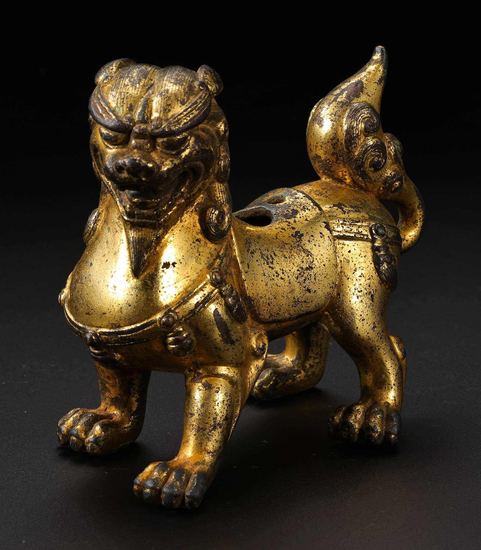 Chinese Qing Dynasty Bronze Gilt Beast Auction