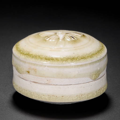 Chinese Sui Dynasty Xiangzhou Ware Dotted Lid Box