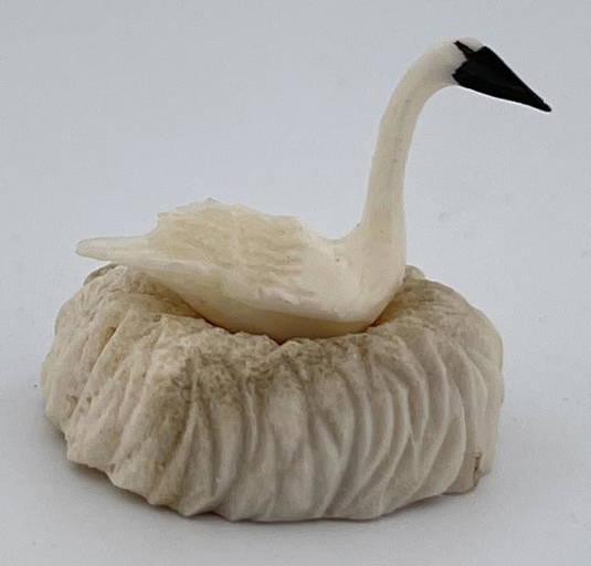 Alaskan Inuit Eskimo Goose Bone Carving