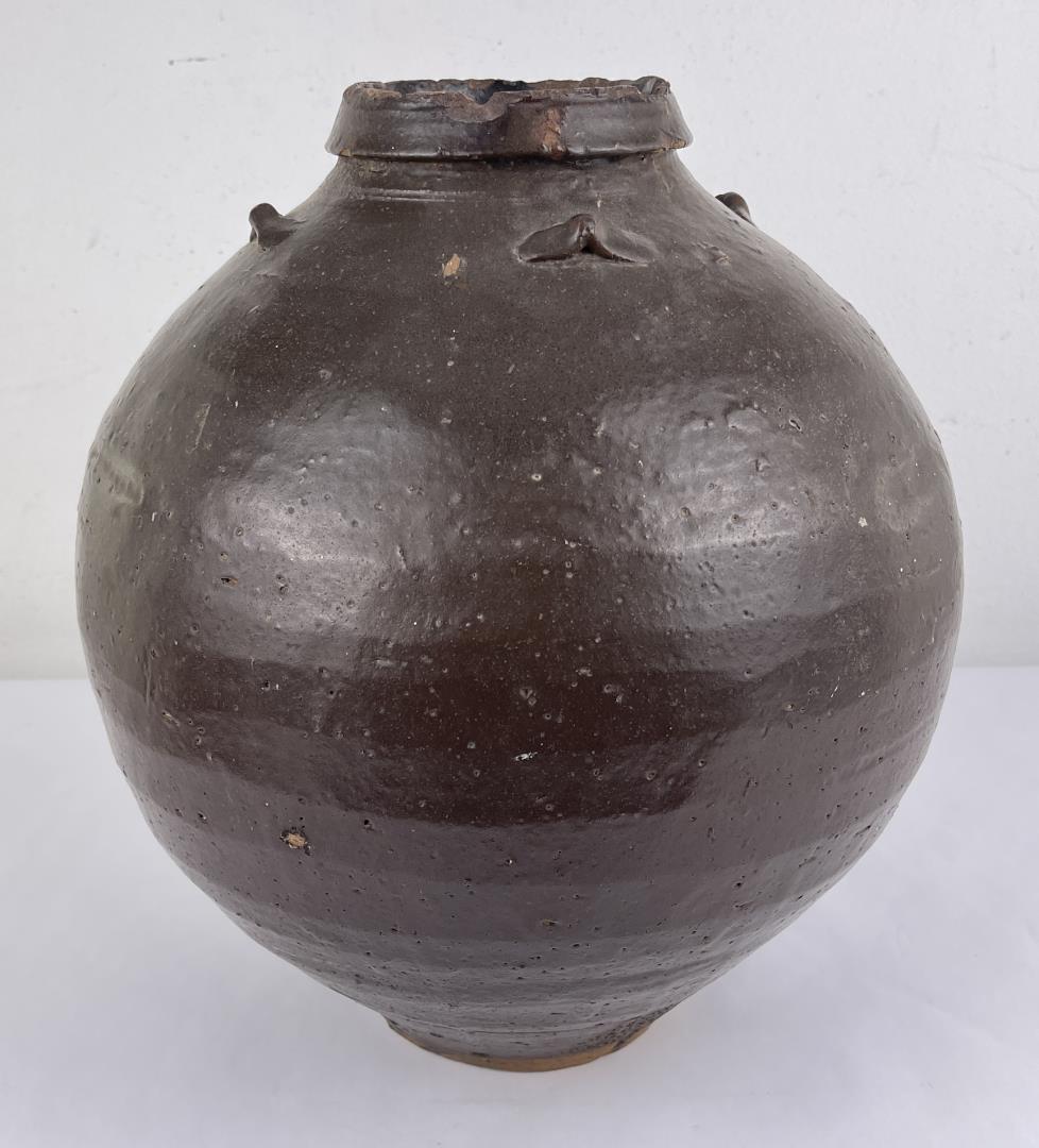 Ancient Large Chinese Ming Dynasty Martaban Jar