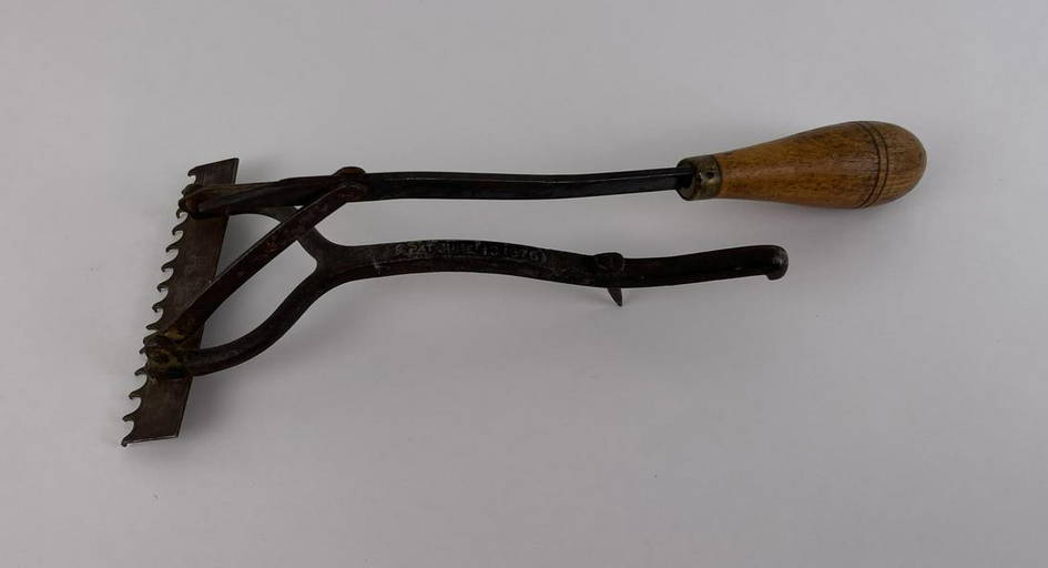 Knapp Cowles Carpet Stretcher Tool