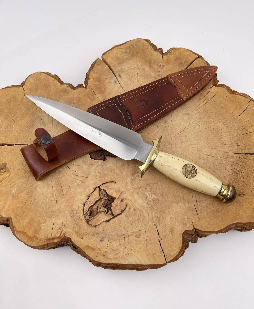 Muela Bone Handle Dagger Knife Auction