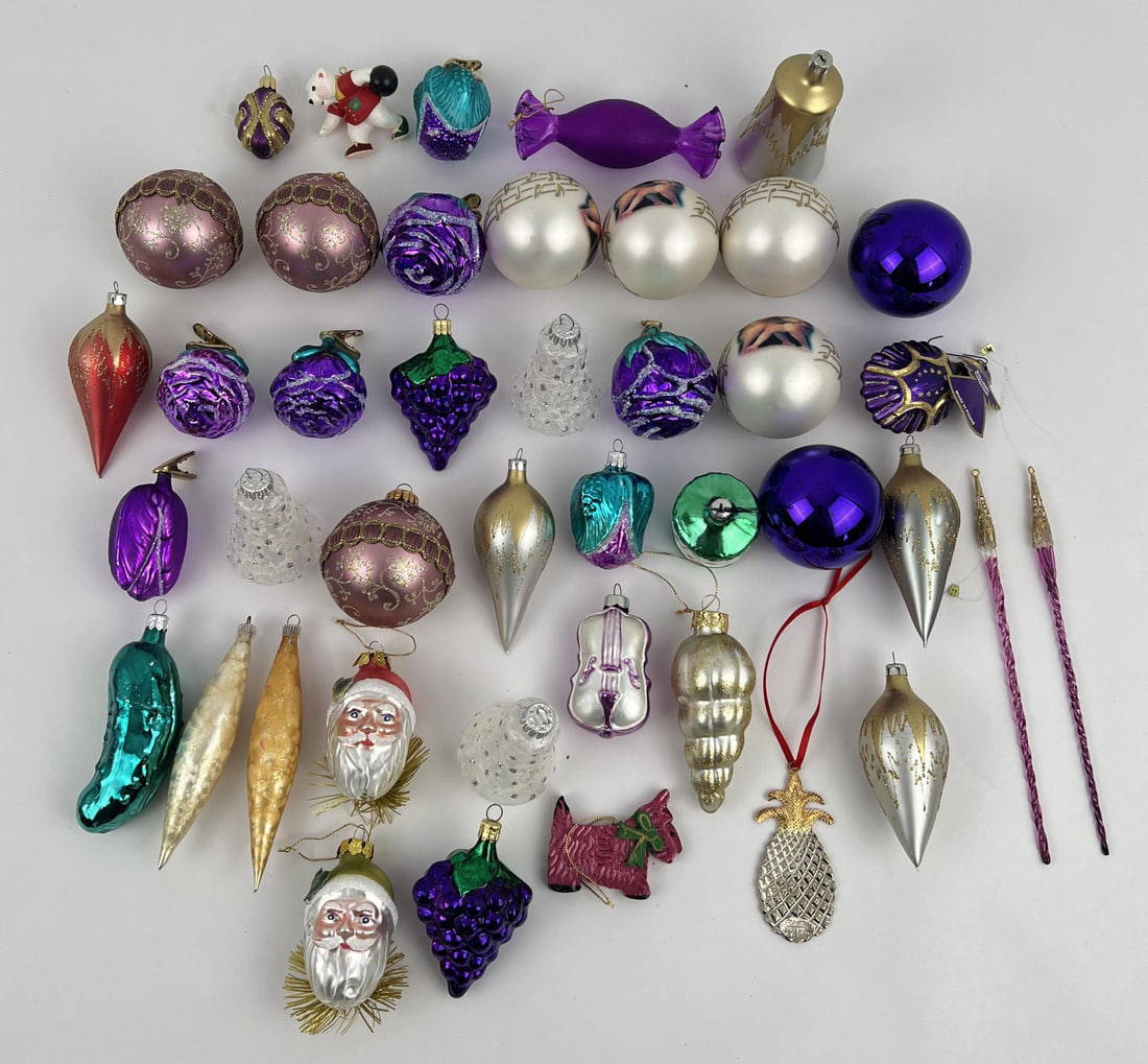 Collection Of Christmas Ornaments Bulbs Auction