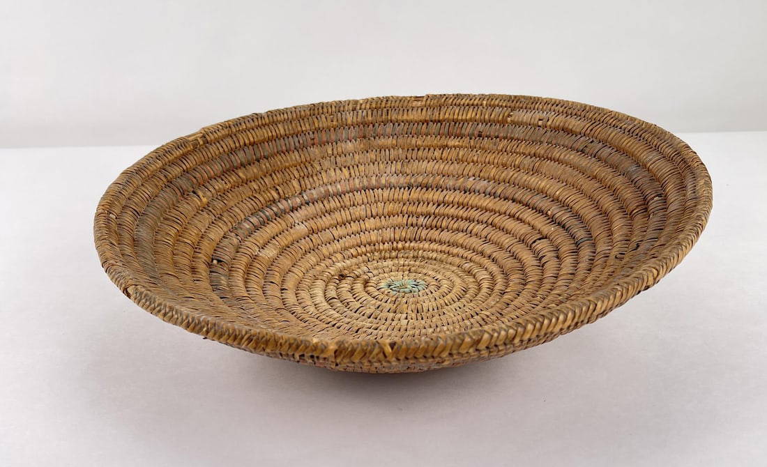 Antique Navajo Indian Basket Auction
