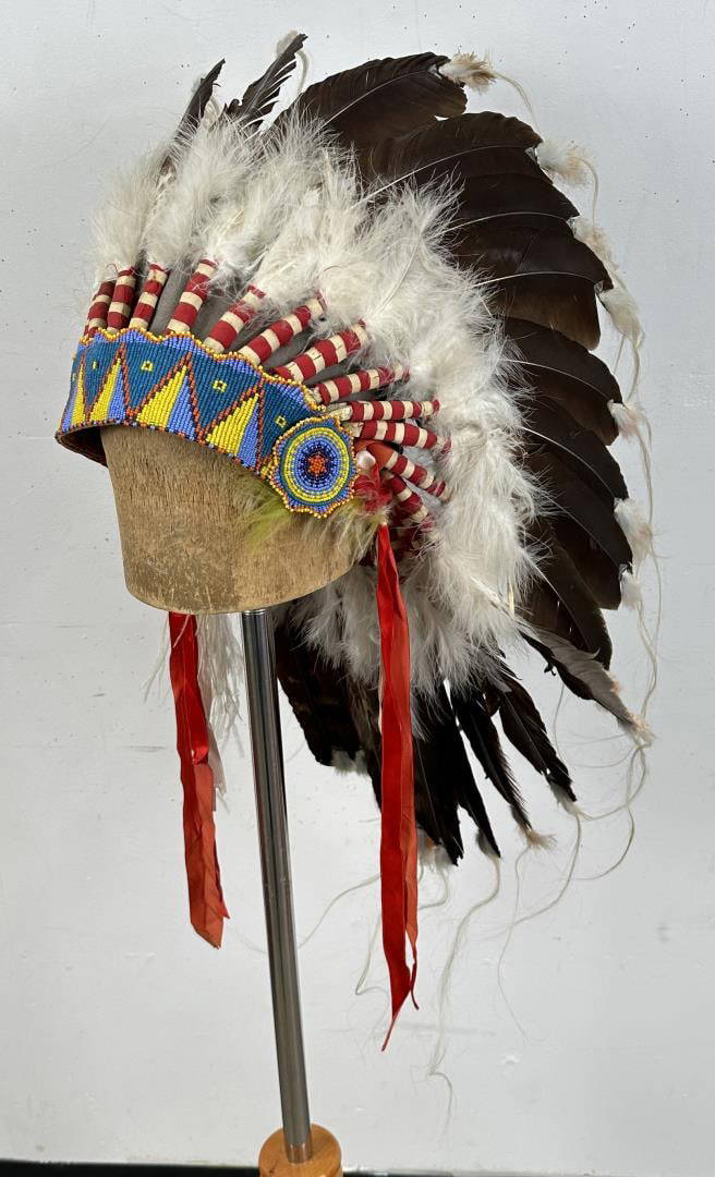 Plains Native American Indian War Bonnet Auction