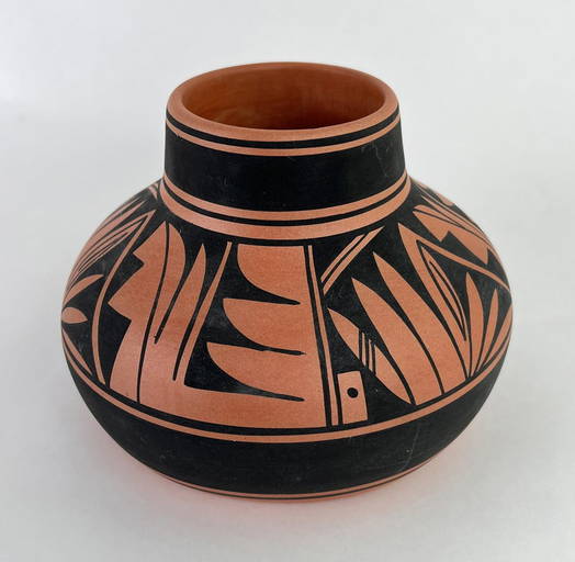 Padilla Ute Mountain Pottery Indian Pot