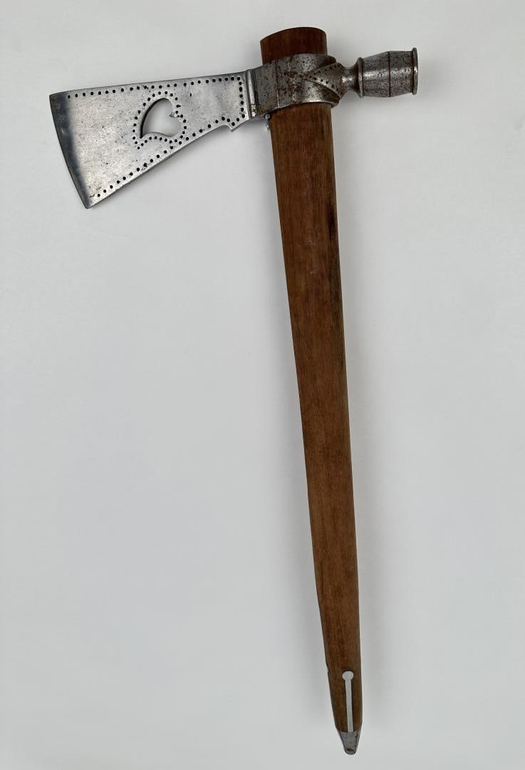 Native American Indian Peace Pipe Tomahawk Auction