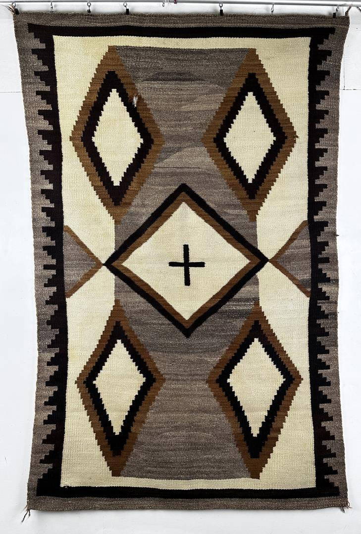 Navajo Indian Blanket Rug Crystal Auction