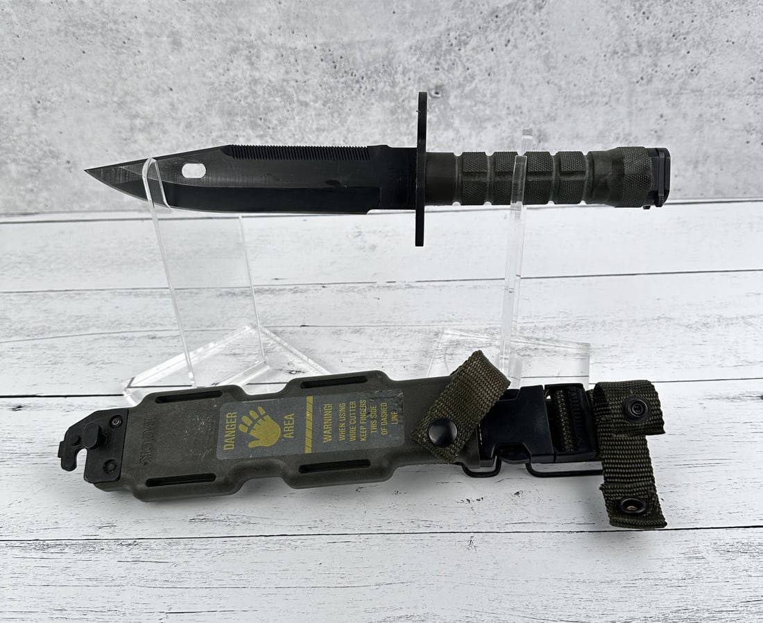Buck 188 M9 Phrobis Black Blade Bayonet Knife Auction