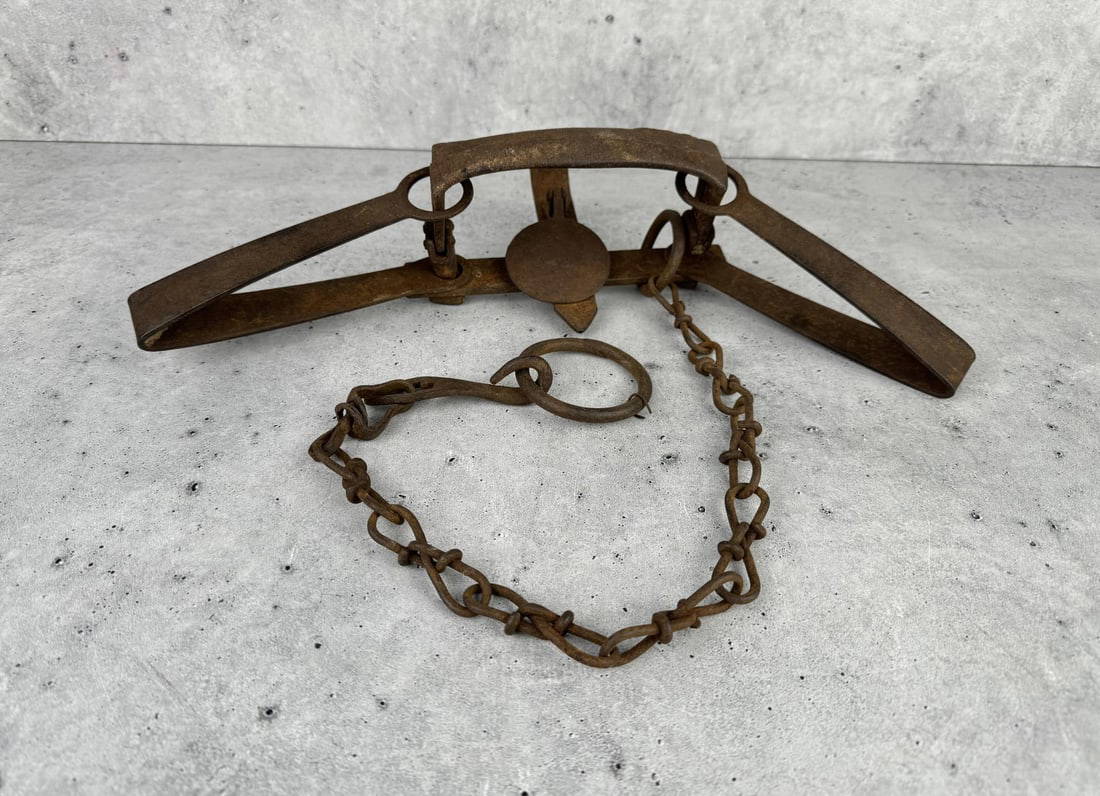 Antique Newhouse Slick Pan Trap Auction
