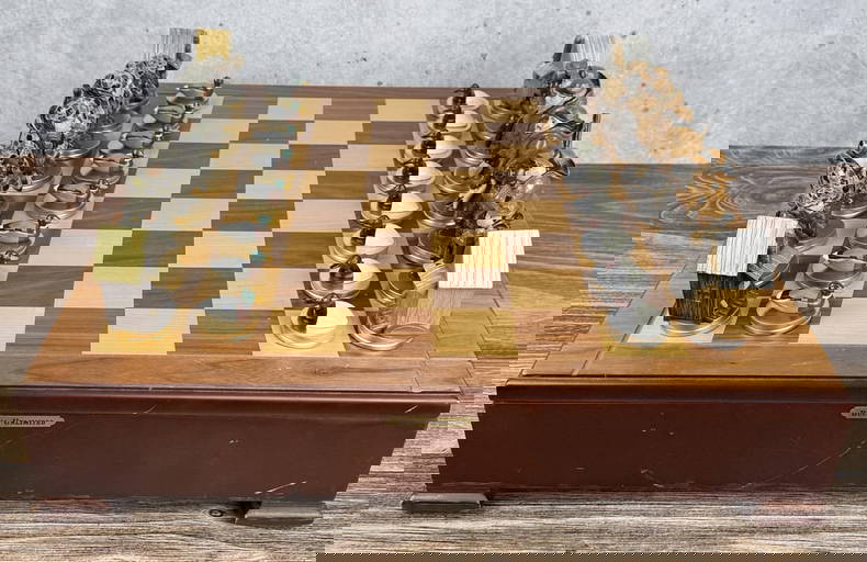 Ducks Unlimited Banquet Chess Set