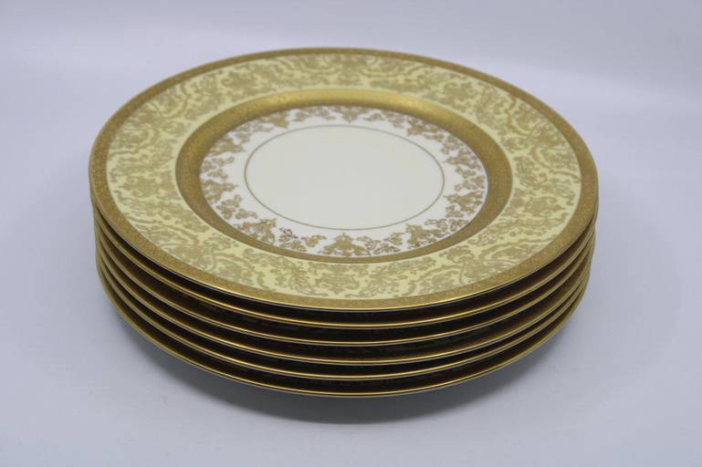 Pickard Heinrich German Dinner Plates