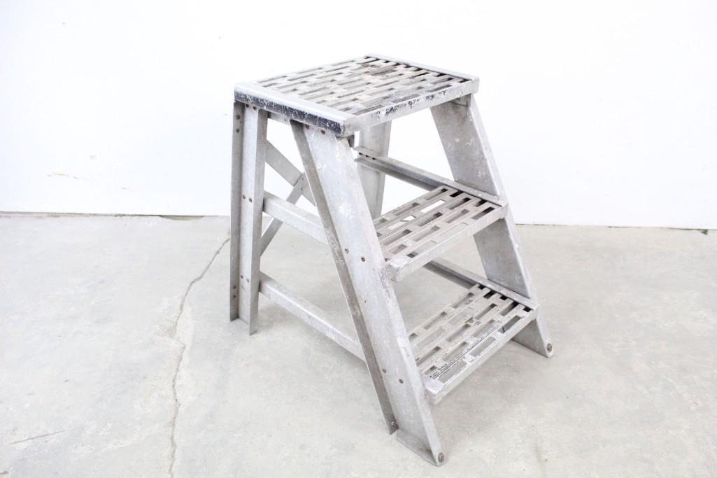 Aluminum Leifheit Step Ladder