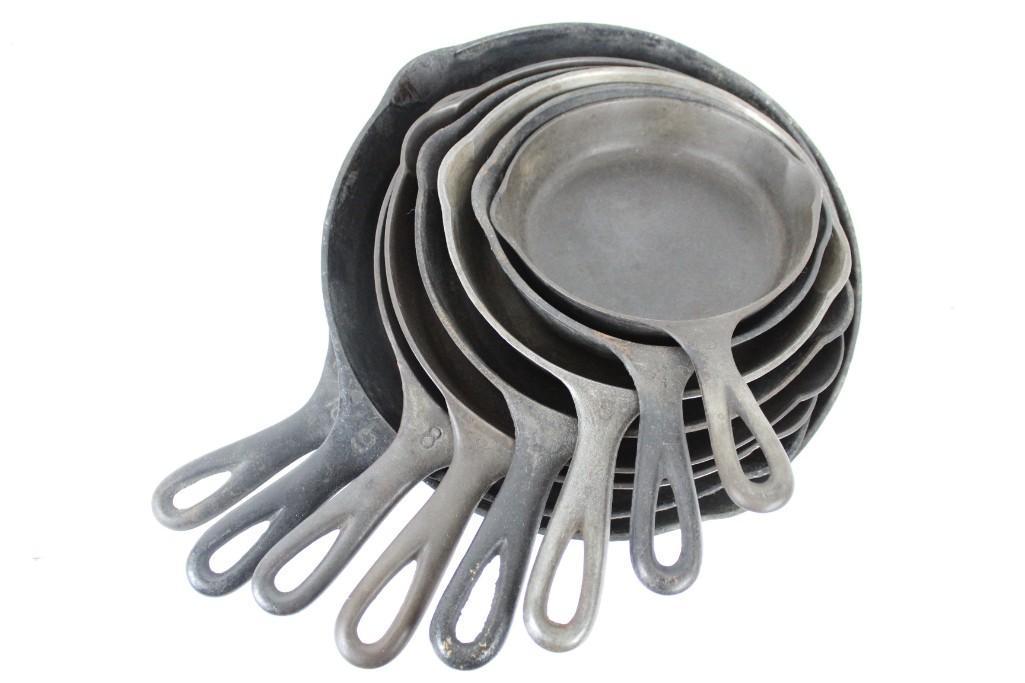 Set Of 8 Wagner Ware Sidney Cast Iron Skillet Pans