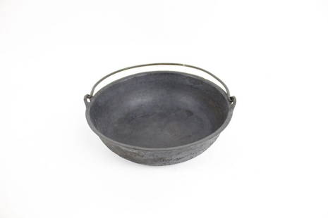 Cast Iron Hanging Pot