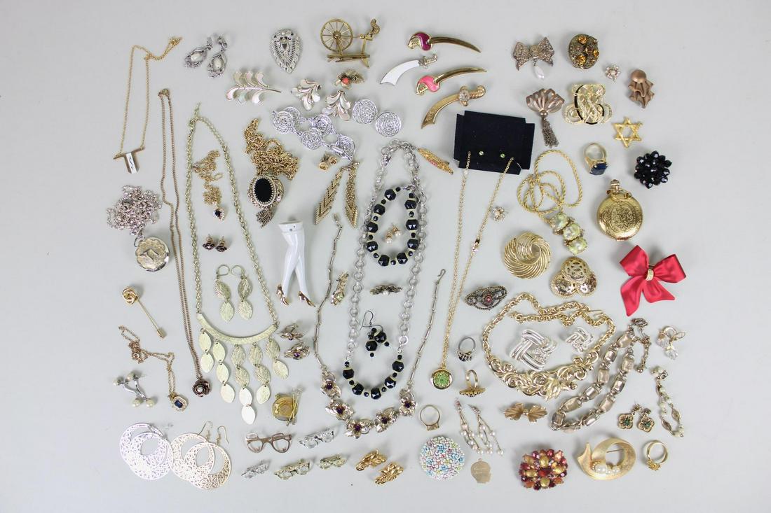 Very Large Costume Jewelry Lot, Pins, Brooches, Bracelets, Earrings ...