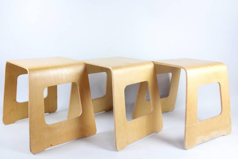 Set Of 3 Postmodern 'benjamin' Stacking Bentwood Stools, Vintage Ikea
