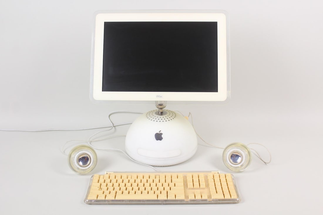 Retro Imac G5 2005 Mac Desktop Computer Retro Imac G5 2005 Mac Desktop Computer