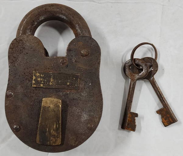 Confederate States Armory Style Padlock