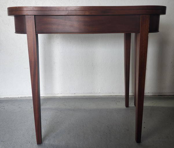Mahogany Flip Top Card Table